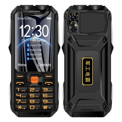 China Q9 3.5 Inch 4 SIM Card 4500mAh 2G Button Mobile Phone with Bluetooth and Flashlight for sale