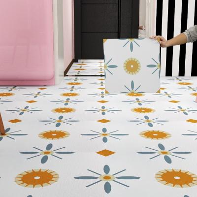China Waterproof Self Adhesive Vinyl Flooring with 3 Years Warranty and 62 Pieces per Carton for Indoor Use for sale