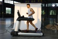 China Commercial Treadmill 4.0 HP Motor 22x60 Running Surface for Professional Gyms and Fitness Centers for sale