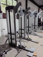 China AT05 Steel Bicep Curl Machine 175kg with 80kg Weight Stack for Commercial Gym Training for sale