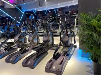China Professional Cross Trainer Elliptical Machine 2100x760x1630mm for Home Gym Cardio Training for sale