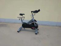 China Commercial Spinning Bike 18kg Flywheel Heavy Duty Indoor Cycling Bike for Gym for sale