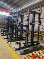 China Multi-Functional Smith Machine 2200x1500x2200mm 500kg All-In-One Indoor Gym Equipment with 80kg Weight Stacks for sale