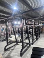 China Multi-Functional Smith Machine 2300x1450x2317mm 254kg Counterbalanced Guided Bar System for Full Body Workout for sale