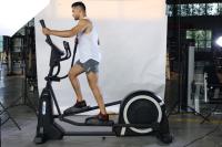 China Commercial Elliptical Trainer Machine 20kg Flywheel Cardio Fitness Equipment for Home Gym Full Body Workout Low Impact Exercise for sale