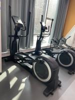 China Commercial Elliptical Machine Low Impact Total Body Workout Cardio Fitness Equipment 20-30 Days Delivery for sale
