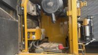 China 0.52M3 Bucket Capacity Used CAT Excavators 320d Used Excavator Digger With Long Arm for sale