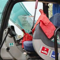 China 110KW 25800kg Used Kobelco Excavators Kobelco 260 Excavator Hydraulic Medium for sale