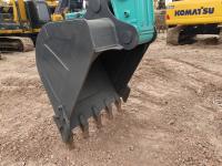 China 0.93m3 Bucket Kobelco Excavator Sk200 Used Second Hand Crawler Excavator 20000kg for sale