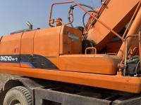 China Original Korea 21Ton Used Doosan Excavators Huge Doosan  DX210w 7 Diggers for sale