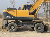 China 210W-9 Wheel Used Hyundai Excavators 21 Ton 2nd Hand Excavator  Earth Moving Diggers for sale