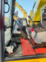 China 7 Ton Used Komatsu PC70 Excavator 48.5kw Power Second Hand Digger for sale