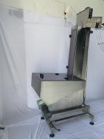China CSA Dia50mm Bottle Crimping Machine , 30pcs/Min Automatic Bottle Capper for sale