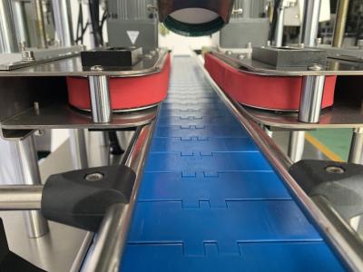 China bottle dia35mm 30bottles/Min Linear Cap Screwing Machine for sale