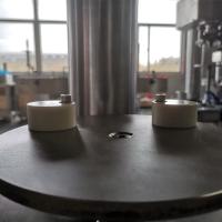 China 2 Rollers Manual Beer Can Sealer , 23cans/Min Beer Can Seamer Machine for sale