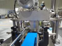 China CSA 4KW 8cans/Min Nitrogen Tin Can Sealing Machine for sale