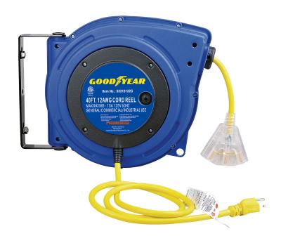 China Enclosed Driven Spring Heavy Duty Extension Cable Reel 12AWG/3C SJTOW Triple Tap for sale