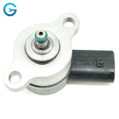 China Hot Selling Auto Parts Fuel Pressure Regulator 0281002241 A6110780149 for Benz for sale
