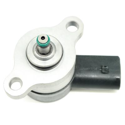 China Auto Parts Fuel Pressure Regulator 0281002241 A6110780149 for sale