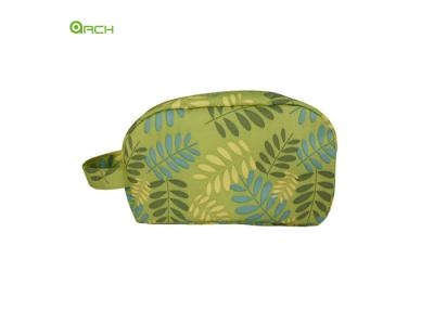 China 600D polyester Toiletry Kit Duffle Travel Luggage Bag with printing material for sale