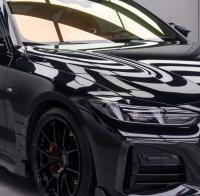 China TPU Santorini Black Car Wrap Film PET Heat Self-Healing Anti-Scratch Hydrophobic Auto Paint Protection Film for sale