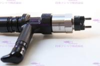 China KOMATSU SAA6D125 PC450-8 Diesel Fuel Injector 0445120123 OEM Replacement Part for sale