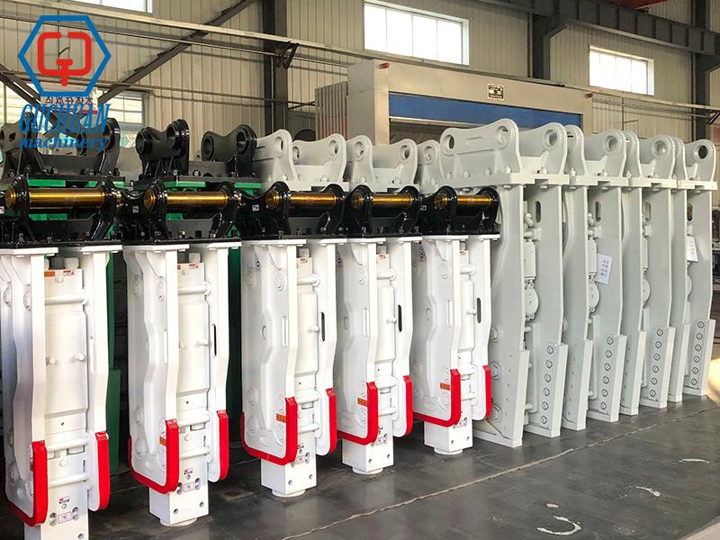 SOOSAN_/hydraulic_breaker