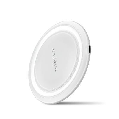 China 15W Fast Charging Q18 Wireless Charger Pad For Smart Phone Wireless Charging Dock Station for sale