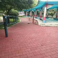China Easy To Install And Maintain Indoor Flooring Tiles Bone Rubber Brick for sale
