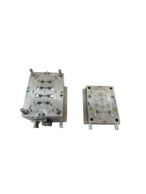 China 16cavity cold runner shampoo flip cap Injection Moulding for personal care Bottle series for sale