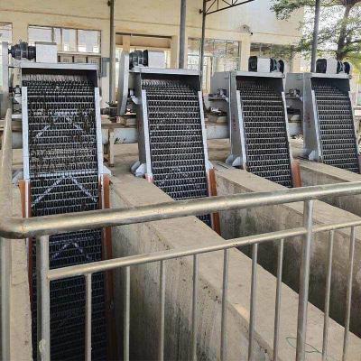 China Modular Assembly Mechanically Raked Bar Screen 60-80 Degree Angle 300-1500mm Width for sale