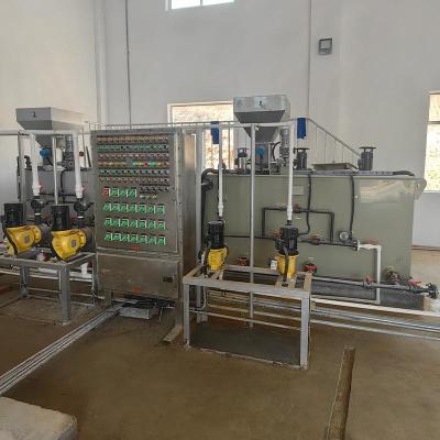 China Tri-Chamber Automatic Dosing Unit 500-5000 L/h PLC Controlled Chemical Feeder for sale