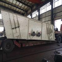 China 233t/H Capacity 2layers Vibrating Screening Machine High Frequency 200mm Feeding for sale
