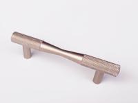 China Norway Stylish  Handles Kitchen cabinet pulls and handles Knurled Handle Brushed Brass  Aluminum Door pulls for sale