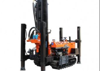 China 24 Months Warranty 55kw 180m Crawler Drilling Rig 2.5km/H for sale