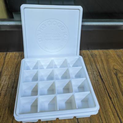 China Customized PP White Square 16 Cavity Ice Container With Lid for sale