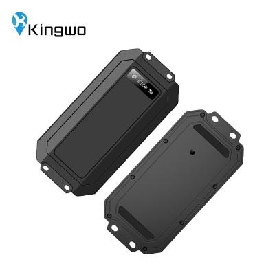 China IP67 4G CatM1 gsm gprs tracker Long Term Upload Configurable Bluetooth Tracking Device for sale