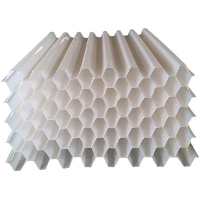 China Inclined Tube Settler Lamella Plate Clarifier Honeycomb Inclined Tube Packing For Wastewater Treatment for sale