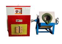 China 160KW Industrial Small Steel Melting Furnace Electric Heating for sale