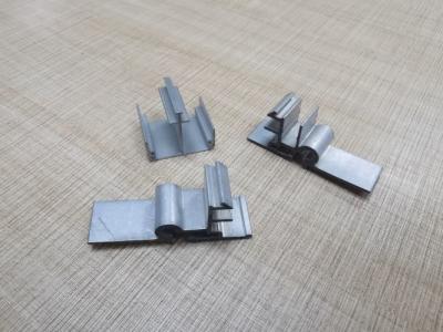 China Silver Anodizing Aluminum Extrusion Parts Heat Sink Profile 50000 Shots for sale
