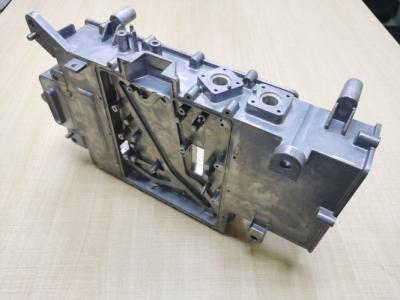 China Automotive Aluminium Die Casting 30K 4150g Polishing For Drive End Brackets for sale