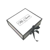 China Personalized Premium Debossing Flat Paper Pack Custom T Shirt Boxes for sale