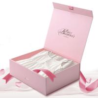 China Offset Print Clothing Packaging Box Foldable Magnetic Folding Boxes for sale