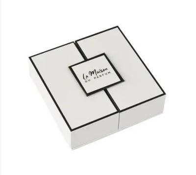 China Recycled Magnetic Closure Gift Box Medical Tool Recycled Paper Boxes Packaging for sale