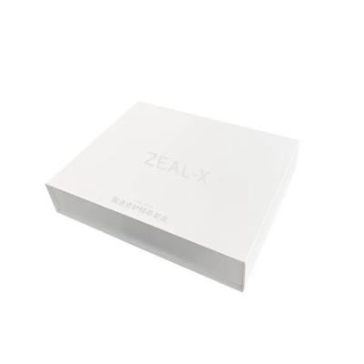 China Hot Stamping Fur Magnetic Rigid Box Green Cosmetic Packaging Paper Box for sale