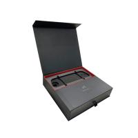 China Hot Stamping Fur Magnetic Rigid Box Green Cosmetic Packaging Paper Box for sale