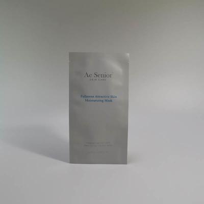 China OPP 150um Tear Notch Cosmetic Sachet Packaging for sale