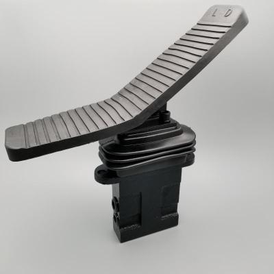 China E70B Excavator Foot Pedal Valve Komatsu Excavator Foot Operated Hydraulic Valve for sale