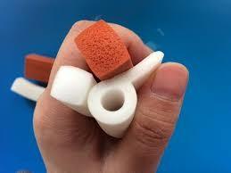 China FDA Approved Silicone Foam Rubber Sealing Strip -40℃ to 200℃ Temperature Range 10-30psi Tensile Strength for sale