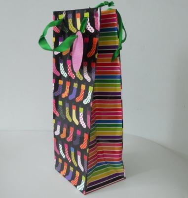 China xmas paper gift bag for christmas gifts xmas wine paper bag gift paper bag for wine for sale